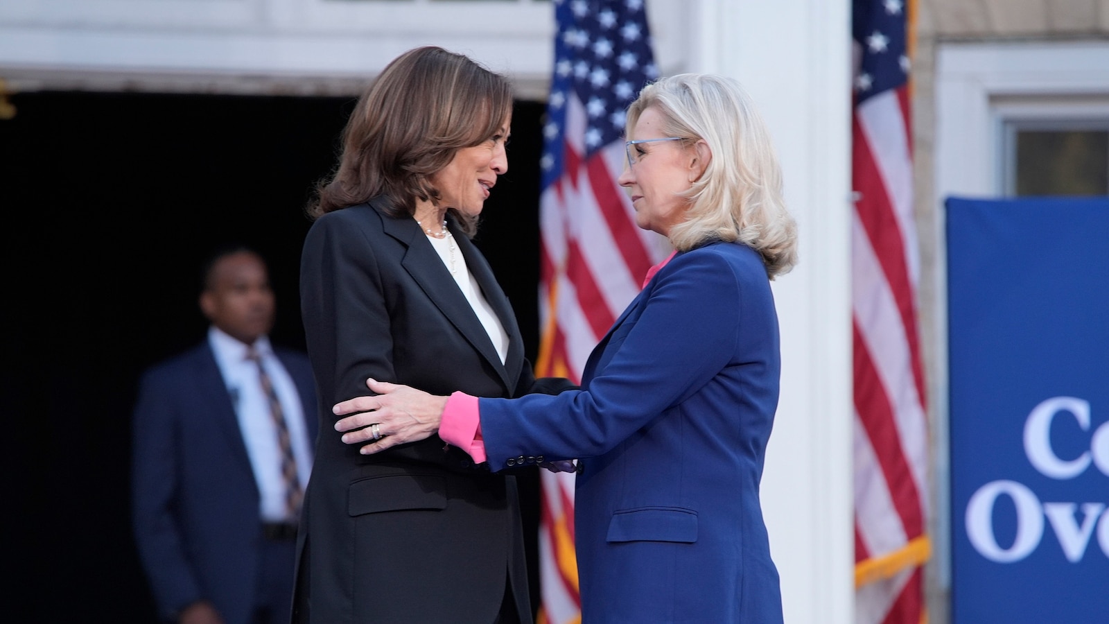 Former GOP Rep. Cheney rips 'petty, vindictive, cruel' Trump at Harris ...