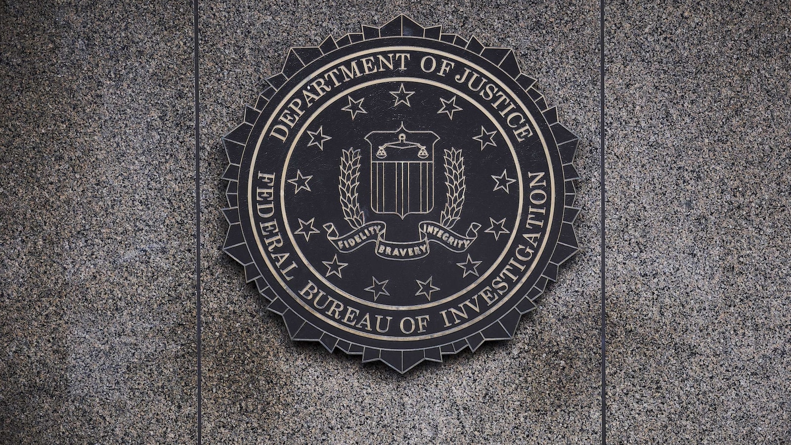 Defense Department, FBI detain innocent person in hotel in training ...