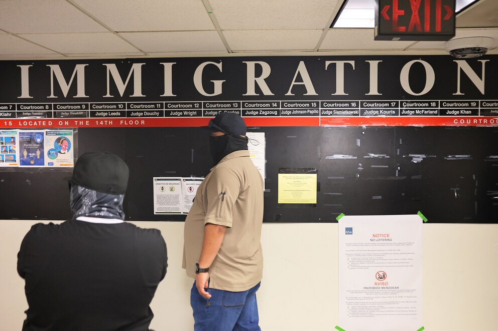 To replenish their ranks, DOJ loosens requirements for temporary ...