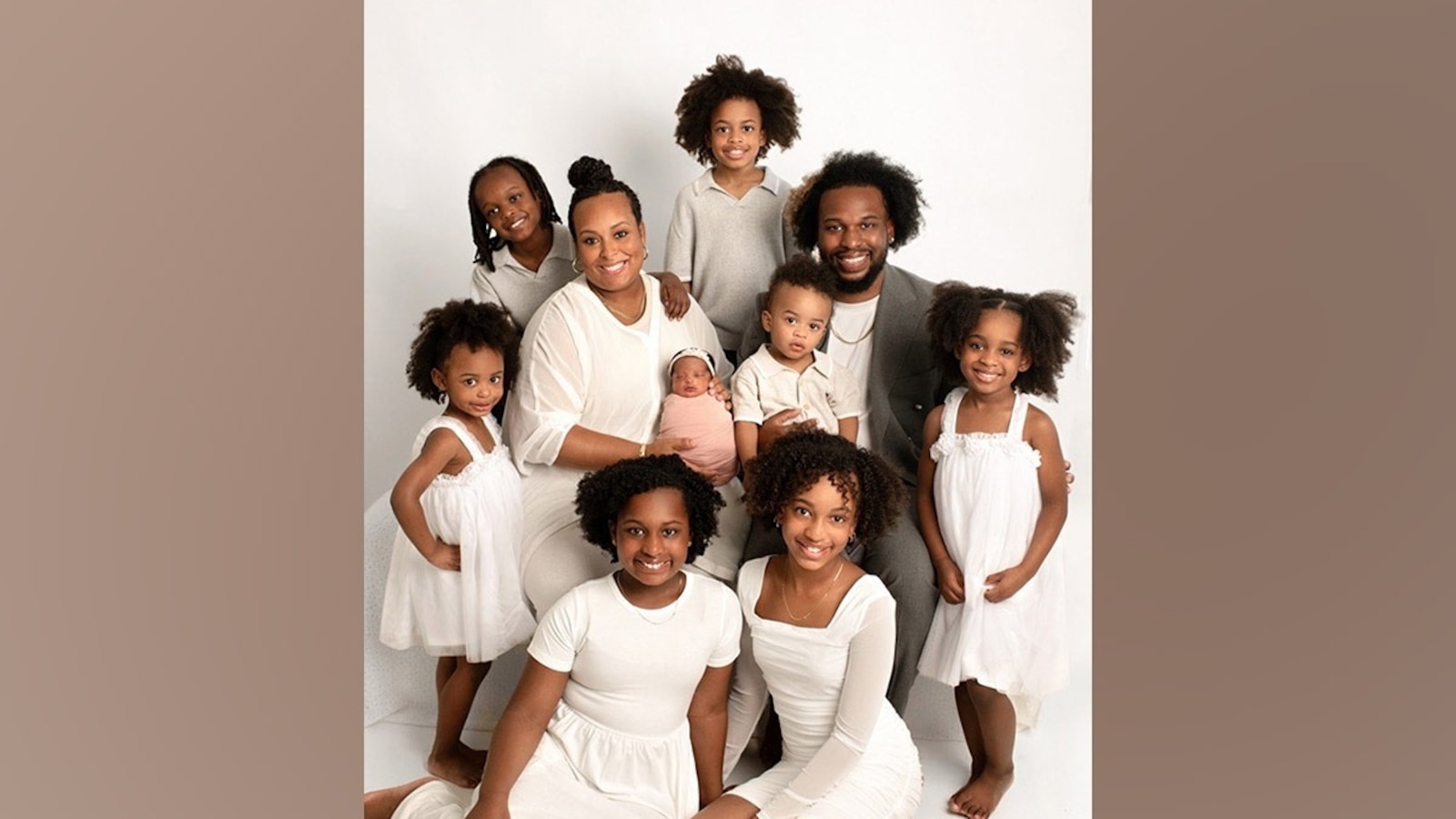 Influencer family of 10 speaks out after hit-and-run crash with 3-week ...