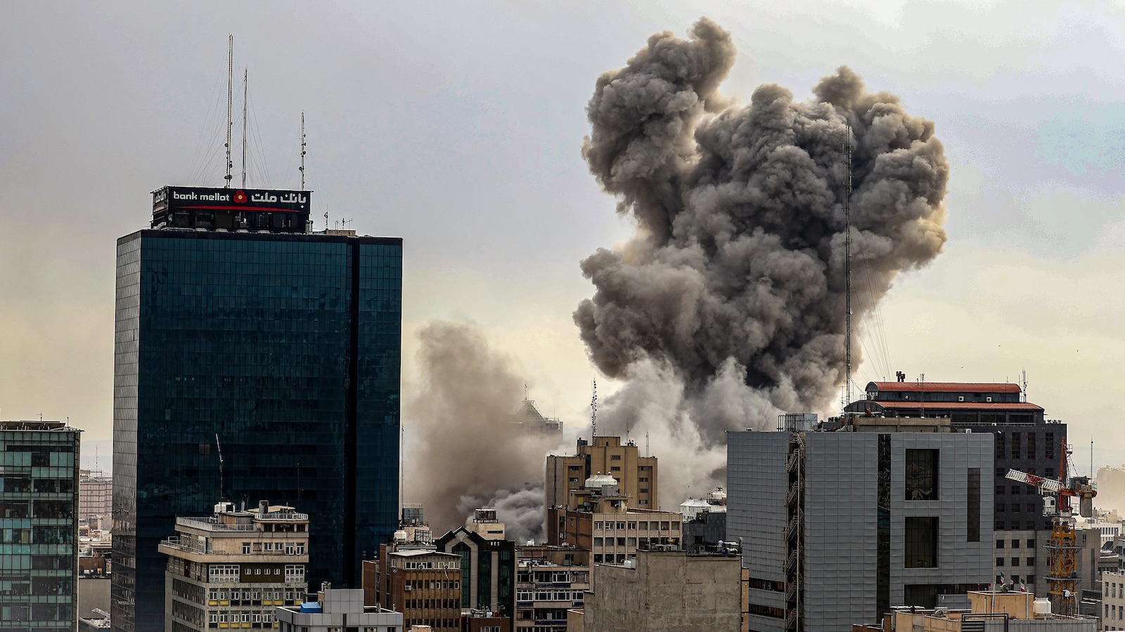 Iran war live updates: Iranian FM says US bases are 'legitimate targets ...