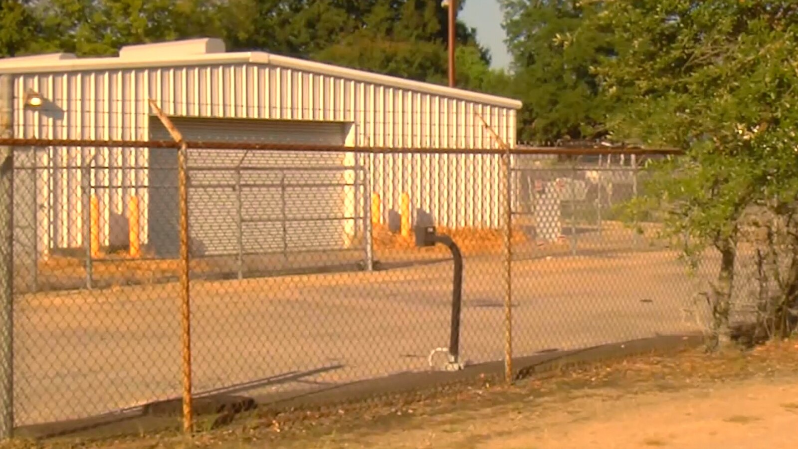 Police chief went straight to FBI after Baton Rouge 'brave cave ...