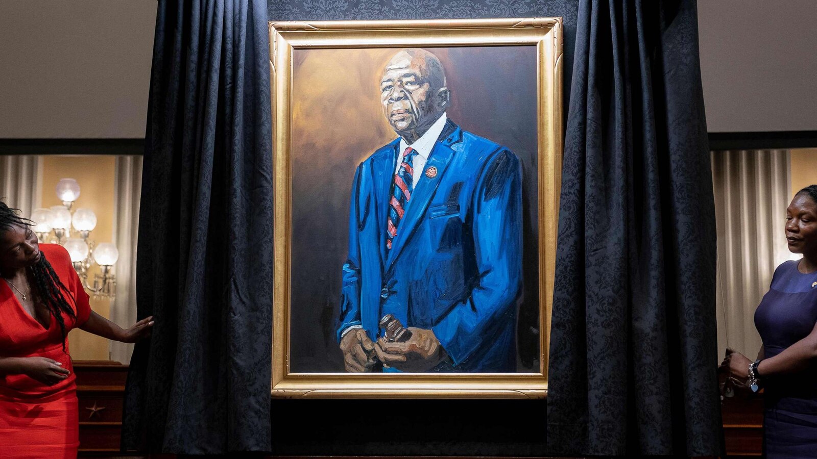 Late Rep. Elijah Cummings' official portrait unveiled at the Capitol ...