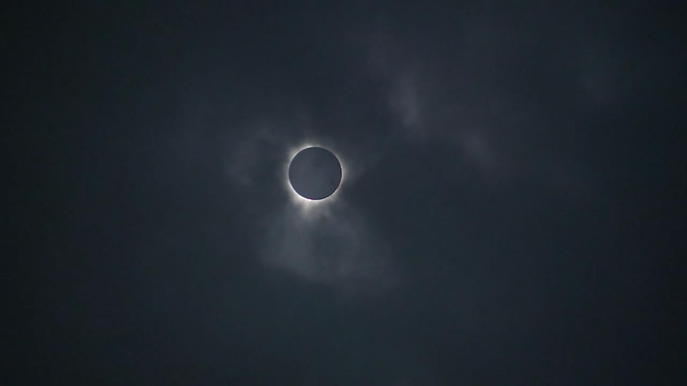 Video ABC News Live Prime: Monday, April 8, 2024 - ABC News