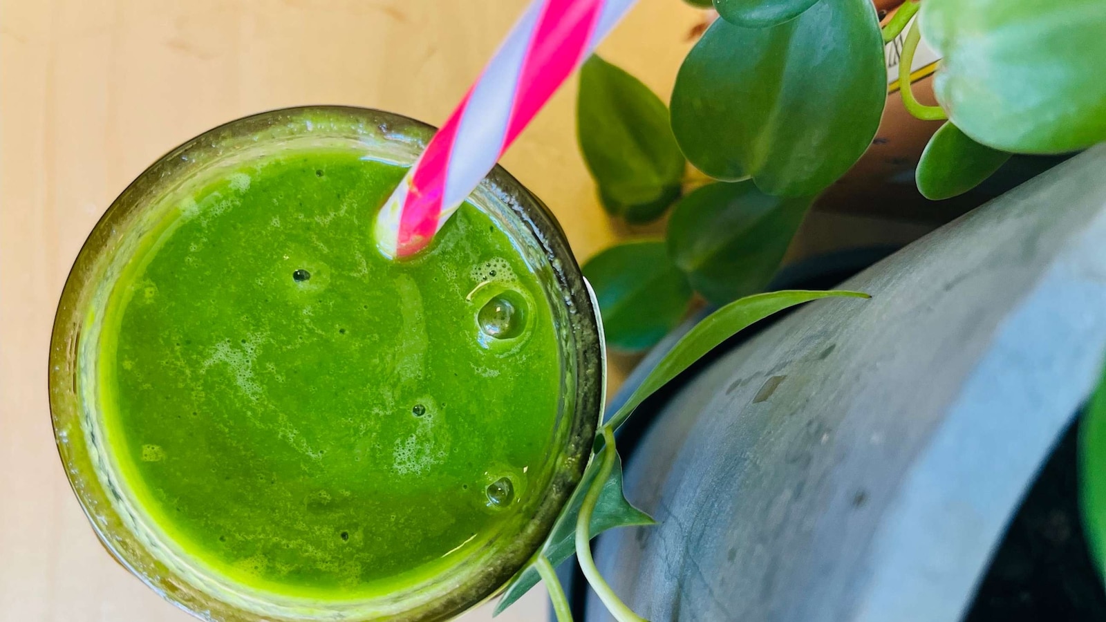 Kid-friendly, mom-approved fruit smoothie recipe from a nutritionist ...