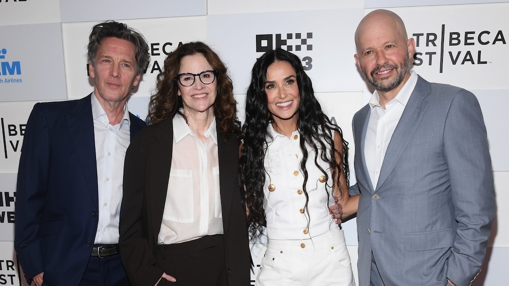 Former Brat Pack Stars Reunite In Documentary Directed By Andrew Mccarthy Abc News