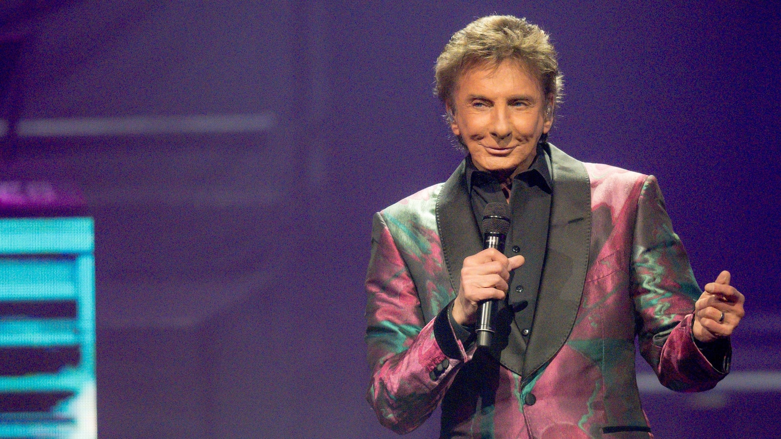 Barry Manilow reveals cancer diagnosis: 'Pure luck that it was found so ...