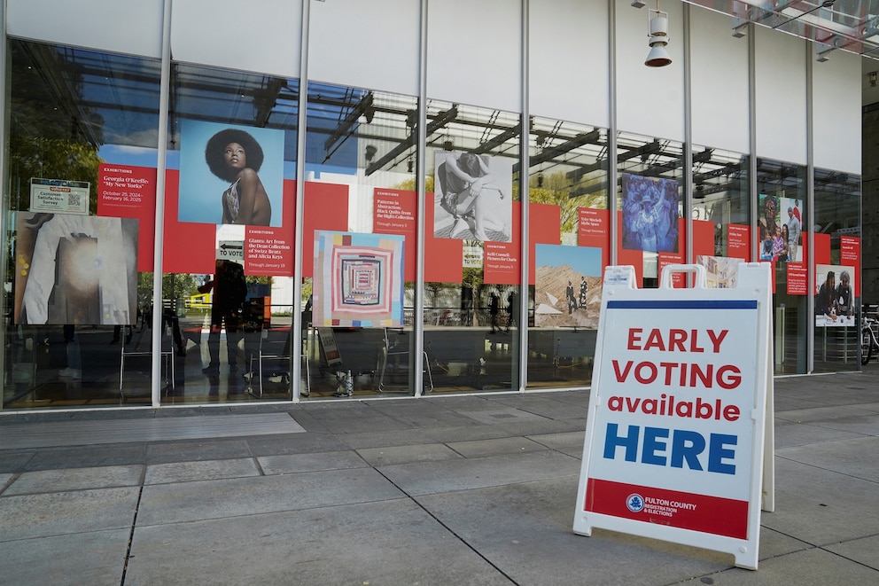 Georgia sees 2nd day of record early voting turnout - Good Morning America