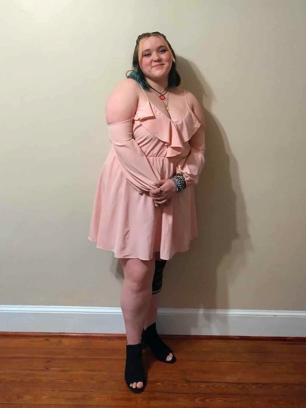 Family desperate to find missing pregnant 18-year-old from ...