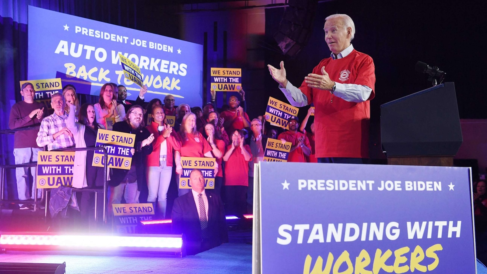 Biden meets with UAW president, calls for union deals across auto ...