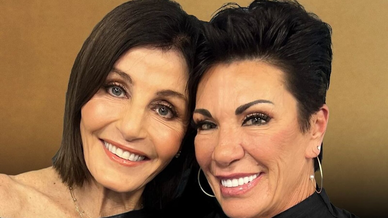 'Golden Bachelor' stars Kathy Swarts, Susan Noles to launch new podcast ...