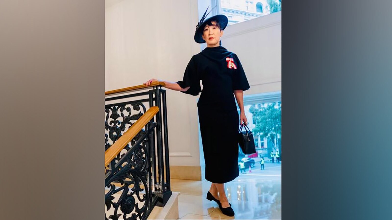 Sandra Oh attends Queen Elizabeth II's funeral as part of Canadian ...