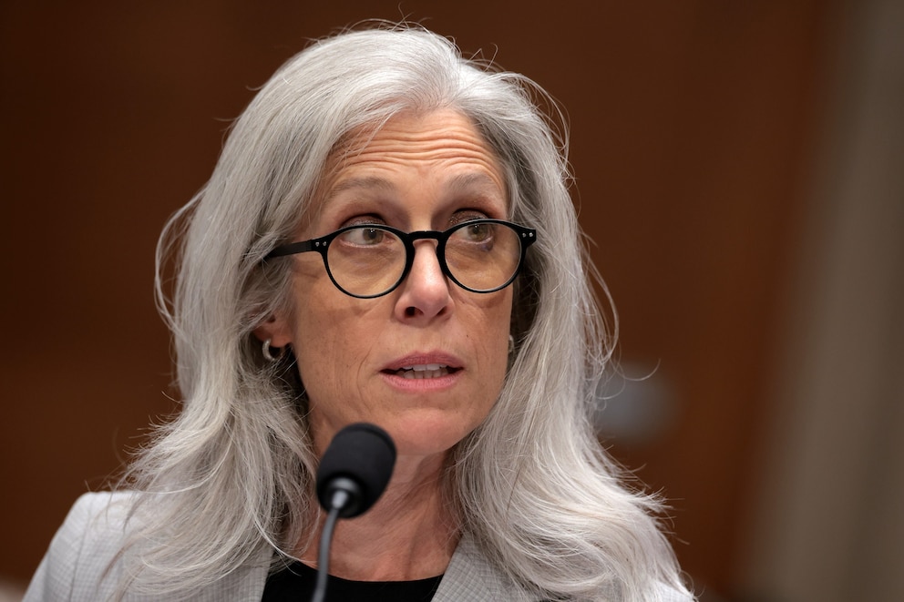 Showdown at CDC as director refuses to leave post amid pressure from ...