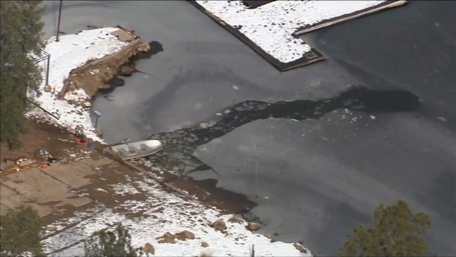 3 dead from falling through ice on frozen lake in Arizona - ABC News