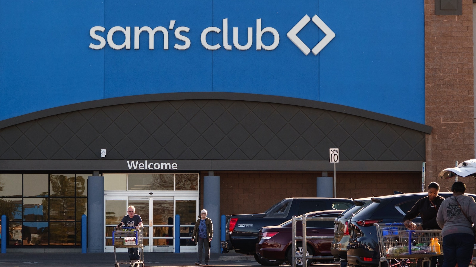 Sam's Club announces plan to remodel every store, expand to new ...