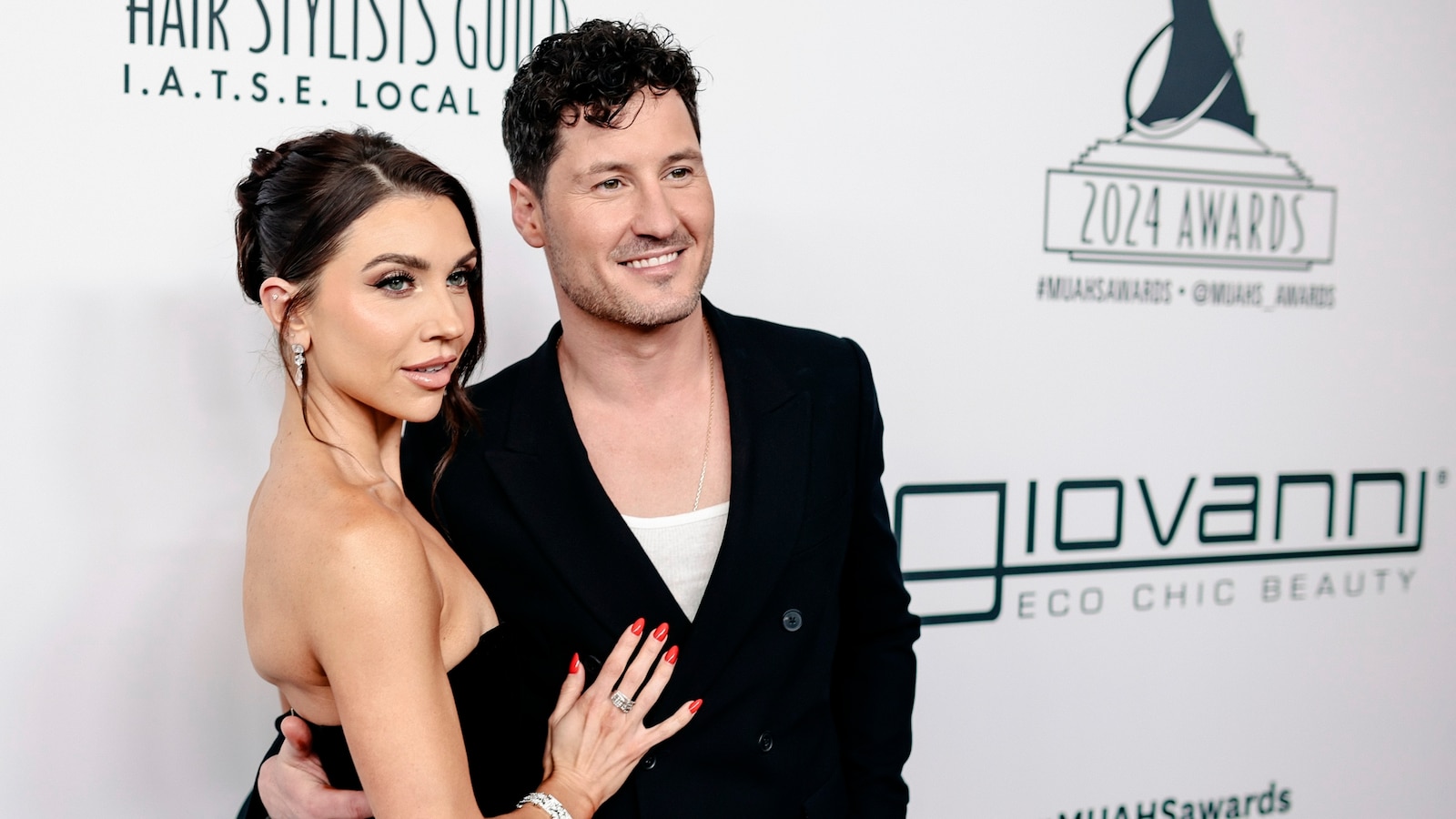 'Dancing With the Stars' Val Chmerkovskiy honors wife Jenna Johnson with sweet anniversary post ...