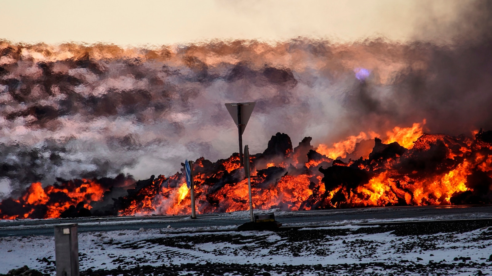 Volcano erupts in Iceland for 3rd time in 2 months - ABC News