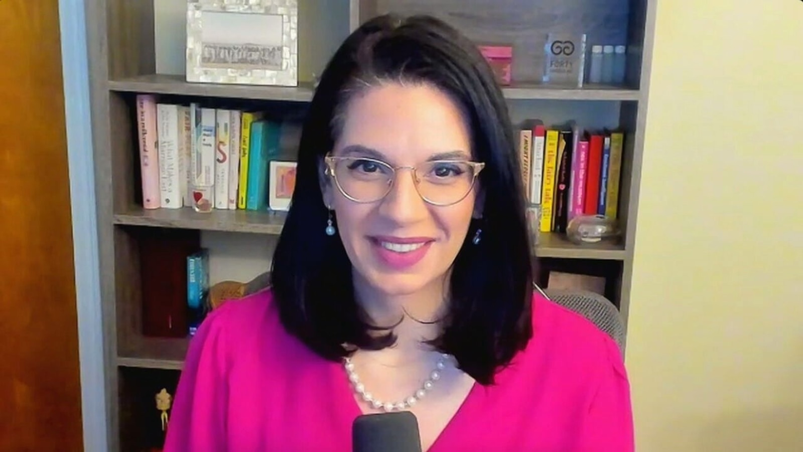 Matchmaker has dating advice for people seeking romance in 2025 - ABC News