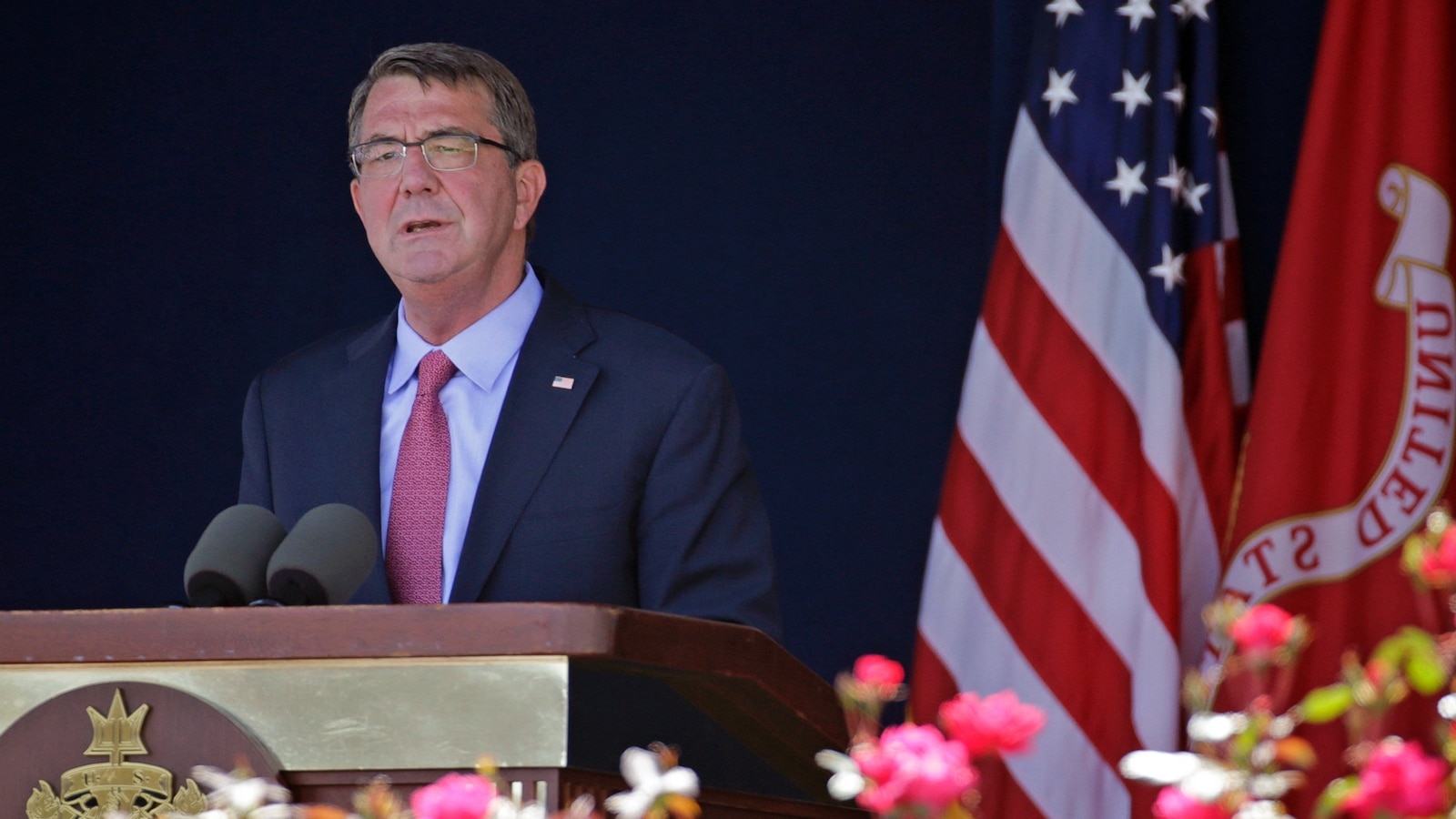 Former Defense Secretary Ashton Carter dies unexpectedly at 68 - ABC News