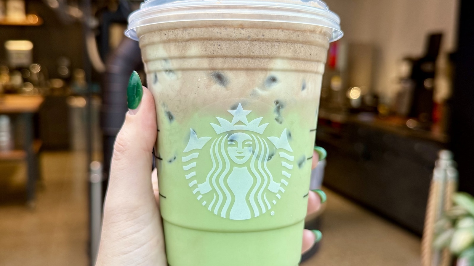 Starbucks exclusively reveals top custom drinks of 2025, plus how to ...