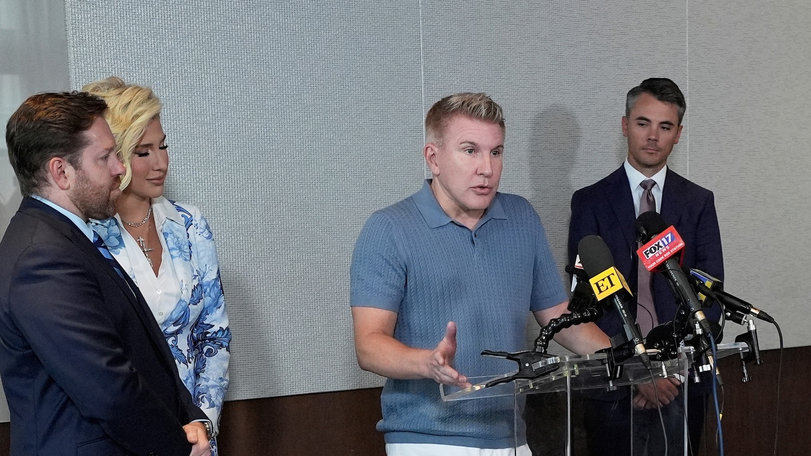 Todd Chrisley speaks out for 1st time since Trump's pardon - ABC News