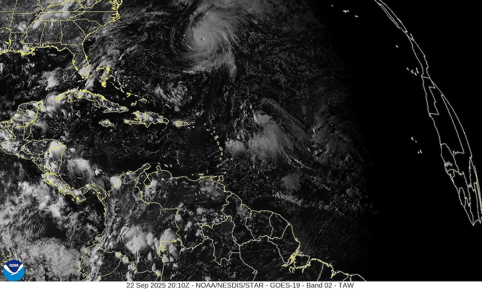 National Hurricane Center monitoring multiple tropical systems in the ...