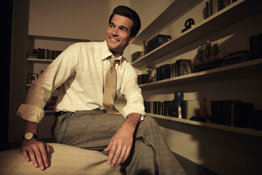 'Love Story' cast shares careful approach to John F. Kennedy Jr ...