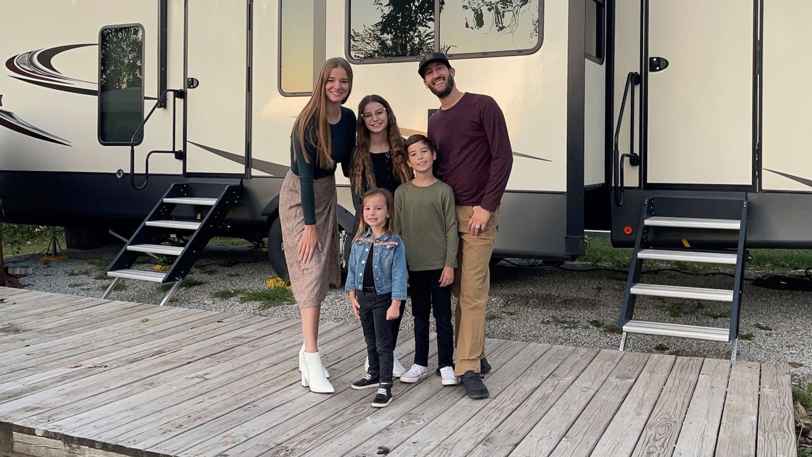 Family of 5 opens up about living in an RV full-time: 'We've hacked the ...