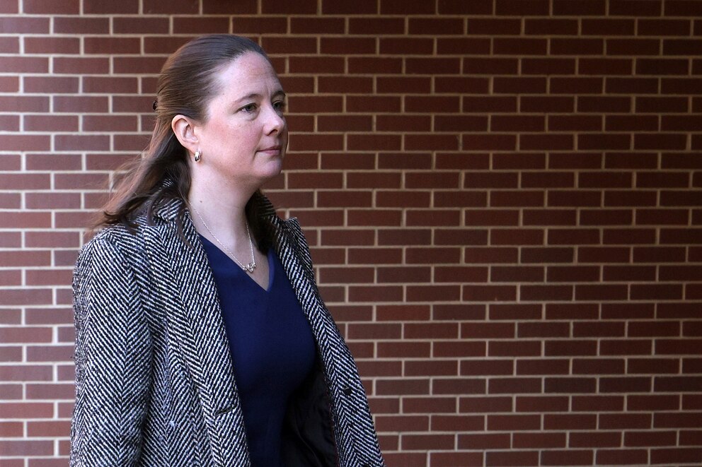 DOJ looks to dismiss lawsuit filed by ex-prosecutor Maurene Comey over ...