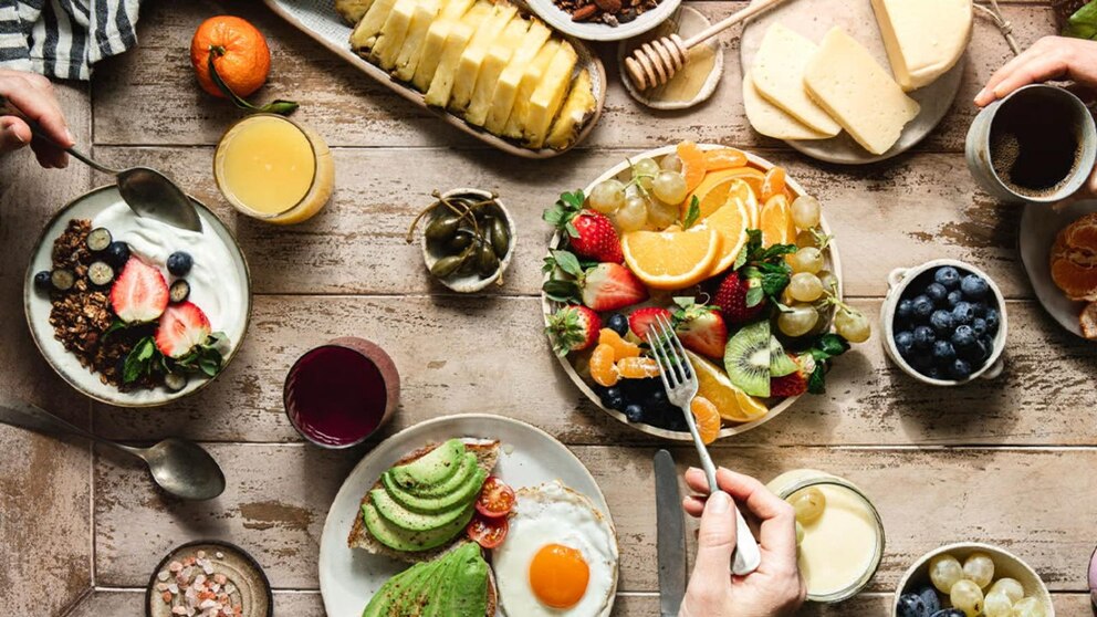 Video Does eating at different times of the day impact overall health ...