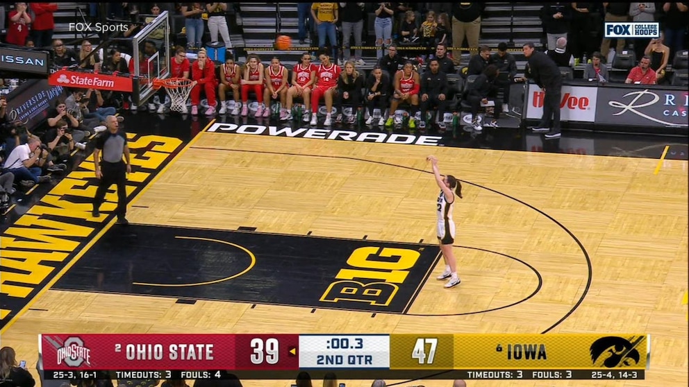 Video Caitlin Clark breaks NCAA basketball all-time scoring record - ABC News