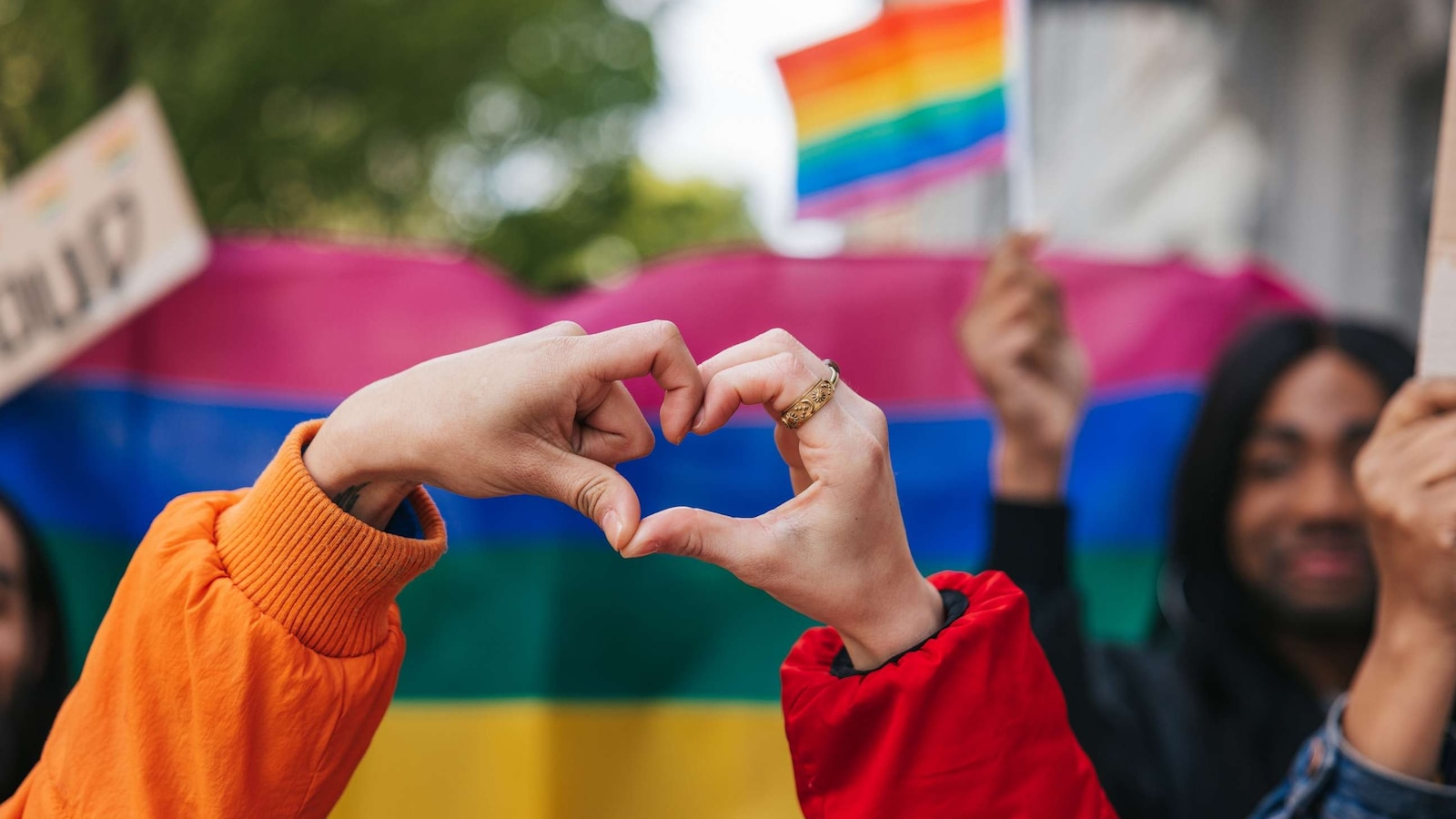 Parents find supportive ways to navigate their kids' queer identities ...