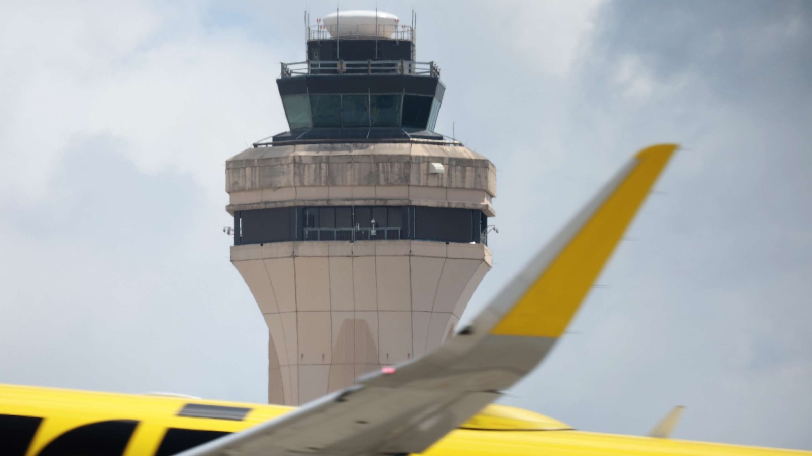 Shutdown could set US back 'months, if not years' in air traffic ...