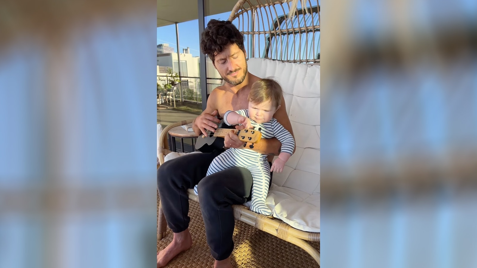 'DWTS' pro Val Chmerkovskiy performs sweet duet with son Rome: Watch ...