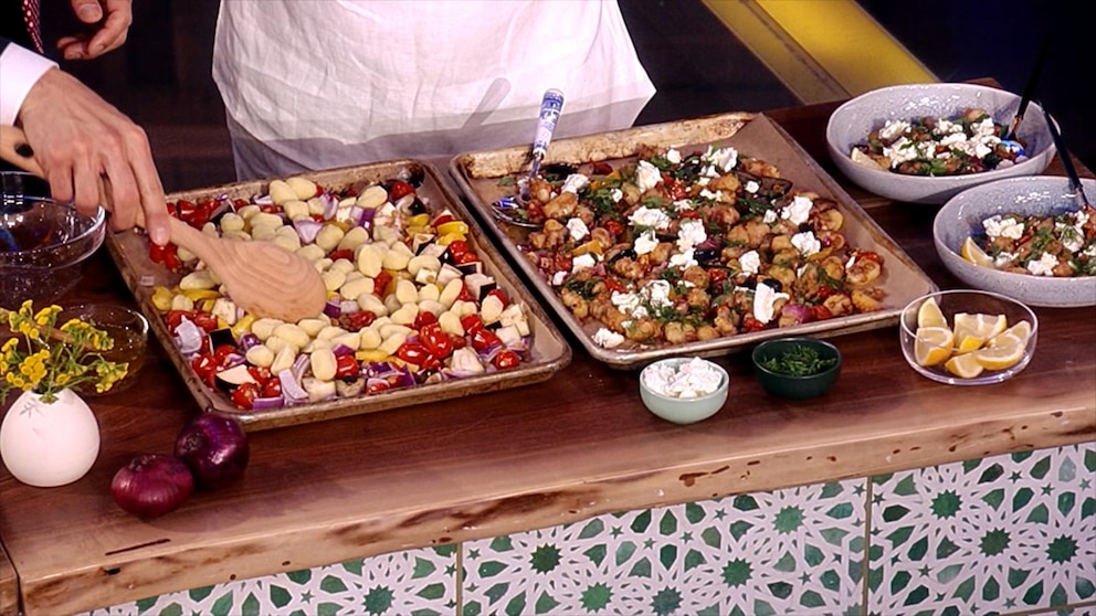 Video Cooking up delicious fall favorites with Maria Koutsogiannis ...