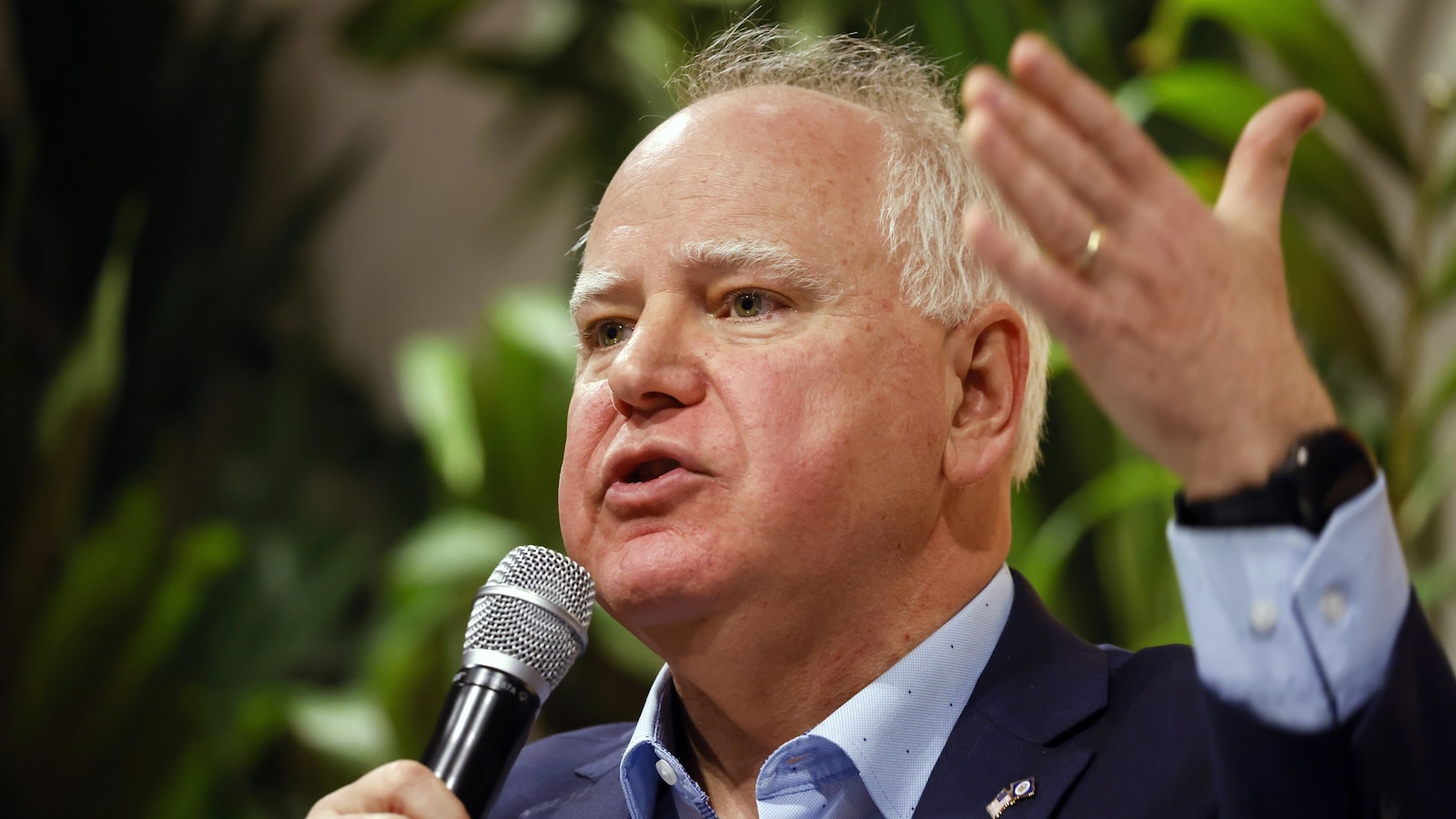 Climate advocacy groups call Harris-Walz pairing a ‘winning ticket on ...