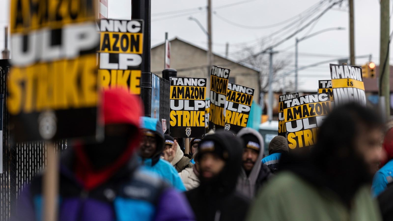 Is the Teamsters protest at Amazon disrupting holiday deliveries? - ABC ...