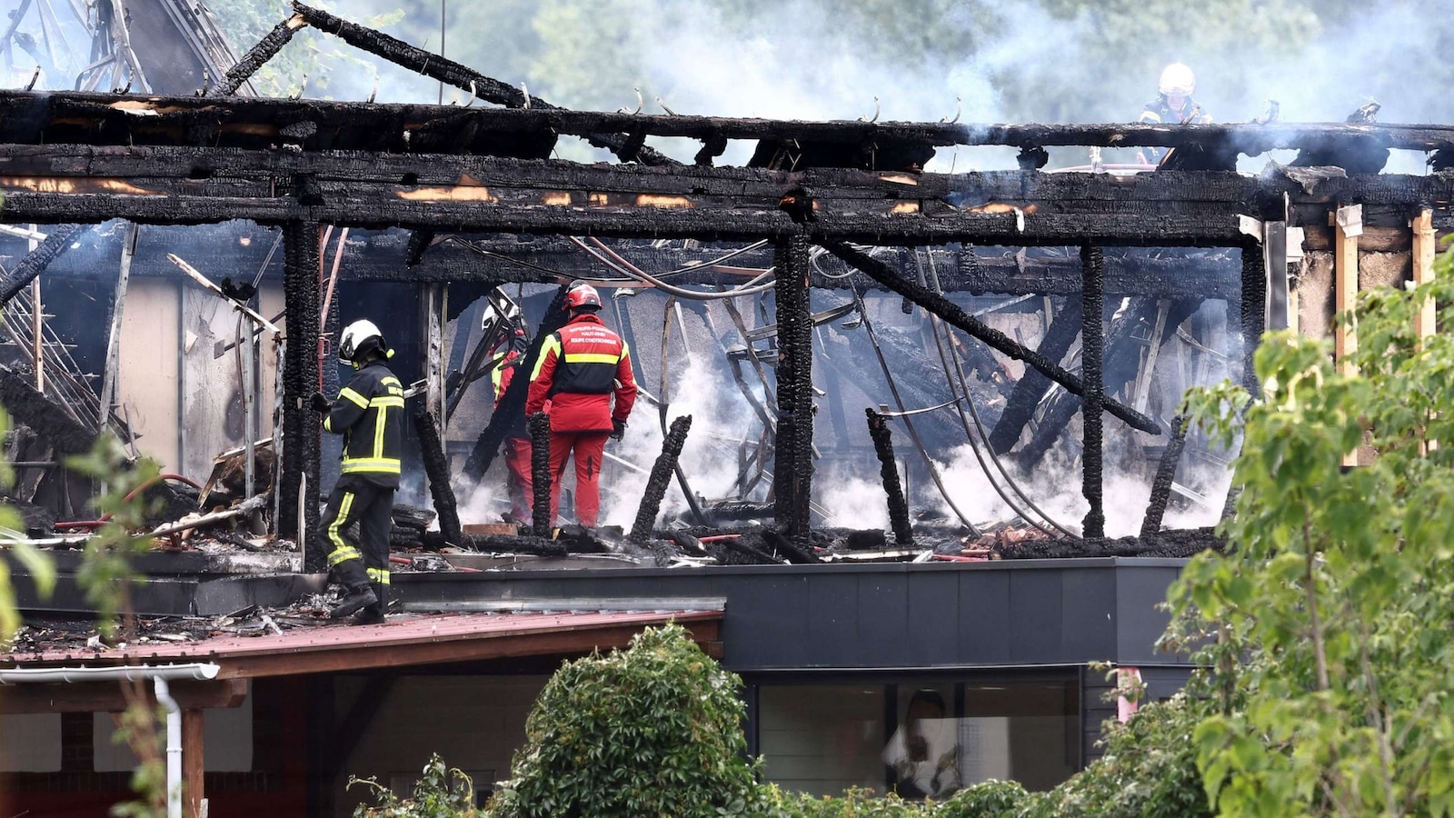 11 dead after fire at vacation home for people with disabilities in ...