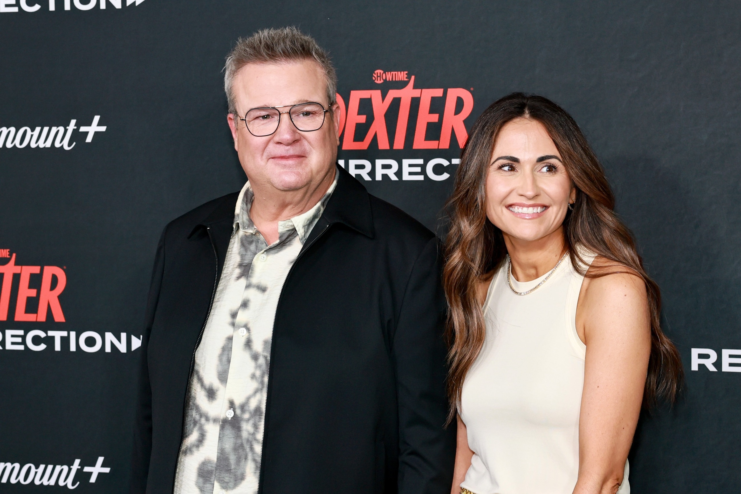 'Modern Family' star Eric Stonestreet marries Lindsay Schweitzer - ABC News