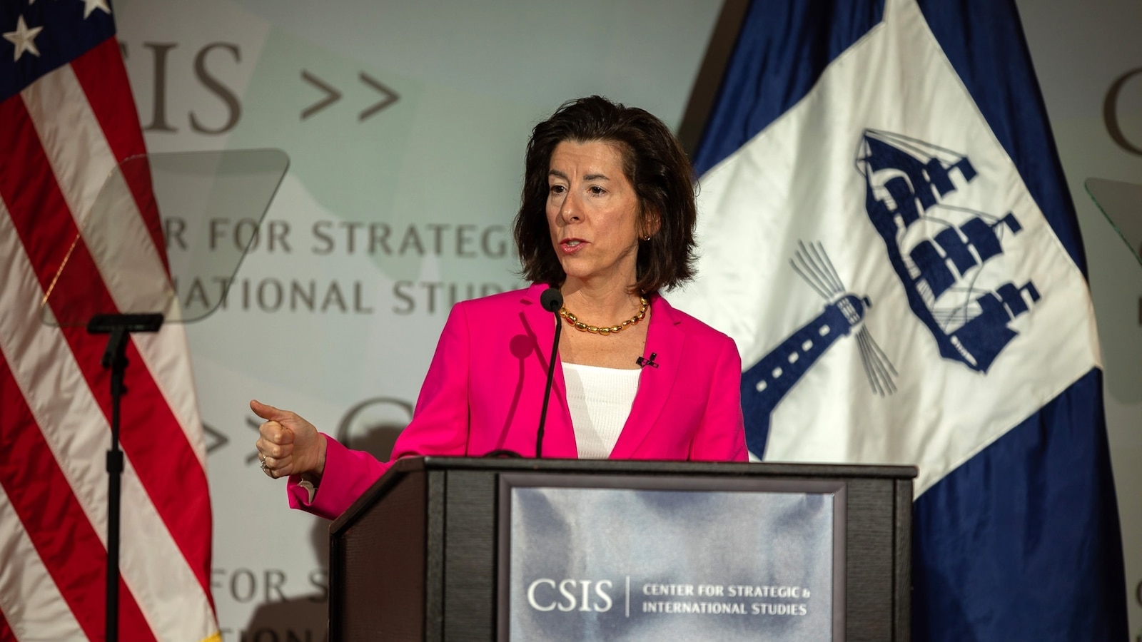 To lead on AI, US needs to lead on computer chips, commerce secretary ...