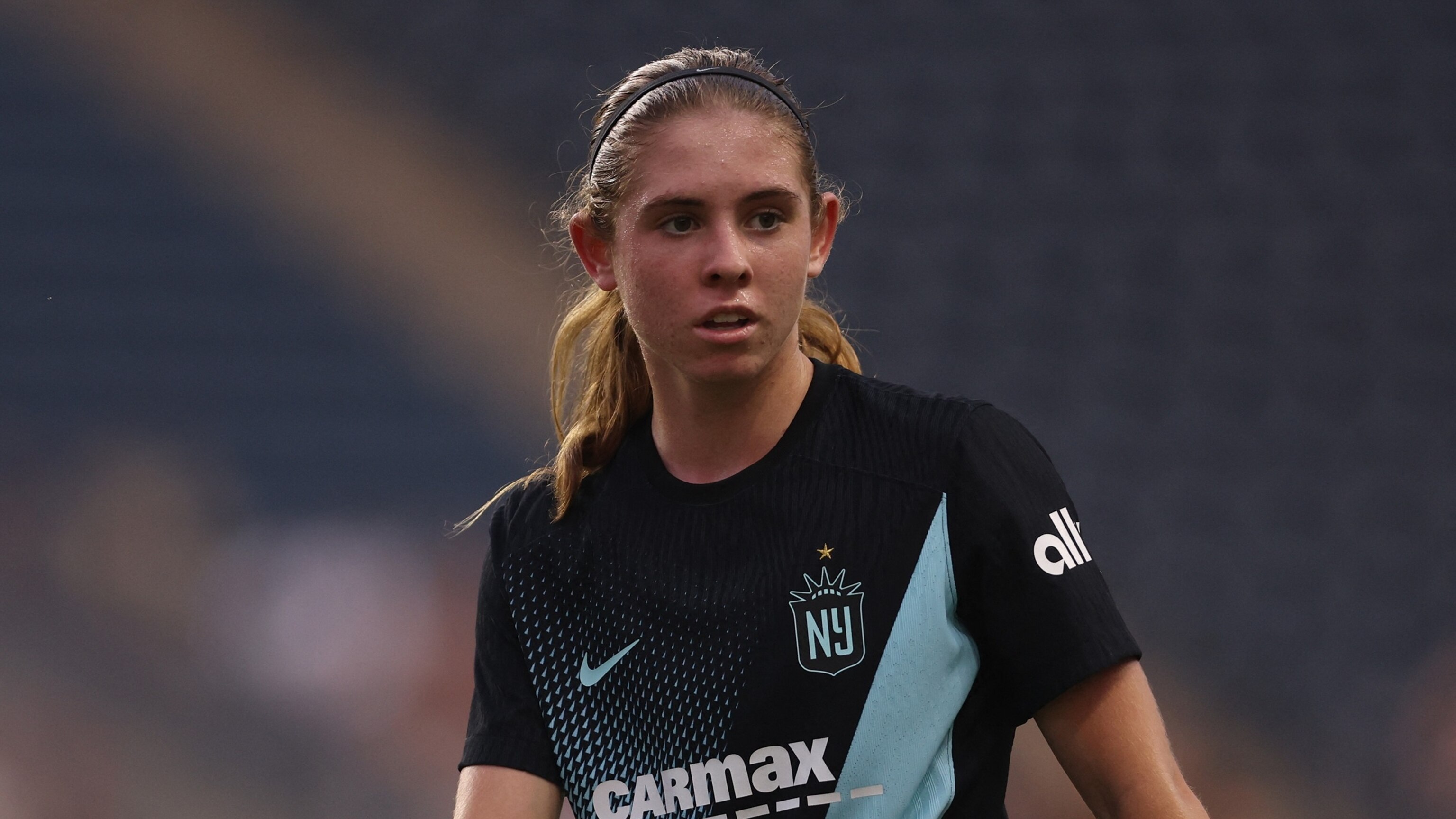 McKenna Whitman 14 becomes youngest female to play pro soccer in US ABC News