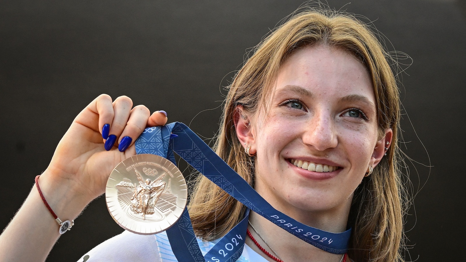 Romanian gymnast Ana Barbosu receives Olympic bronze medal amid Jordan ... Romanian gymnast Ana Barbosu receives Olympic bronze medal amid Jordan ...