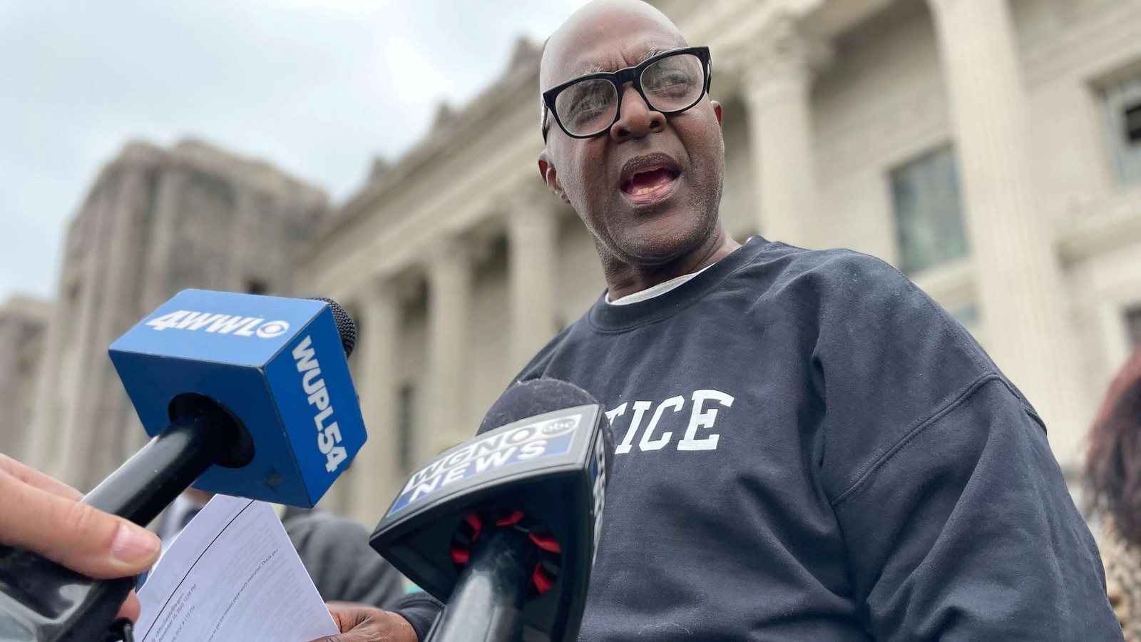 After 39 years behind bars, Black man walks free on overturned murder ...