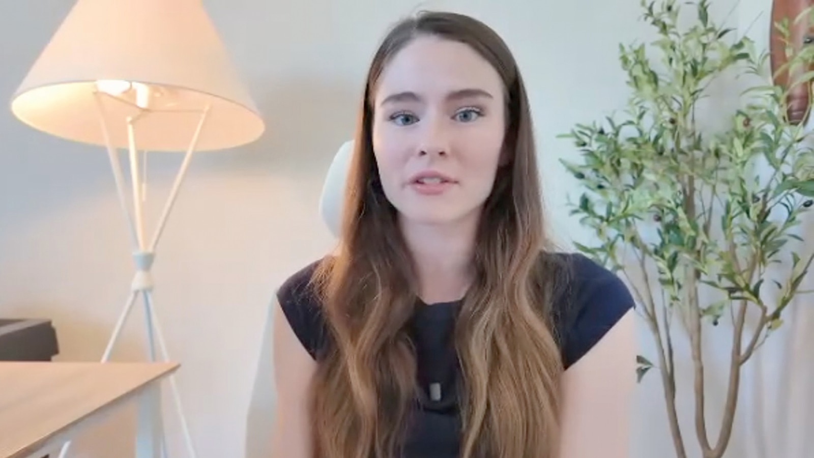 24-year-old says she's 'addicted' to saving instead of spending money ...