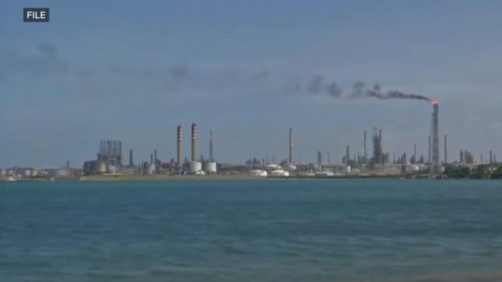 Video Politics have played 'biggest role' in Venezuela's low oil output ...