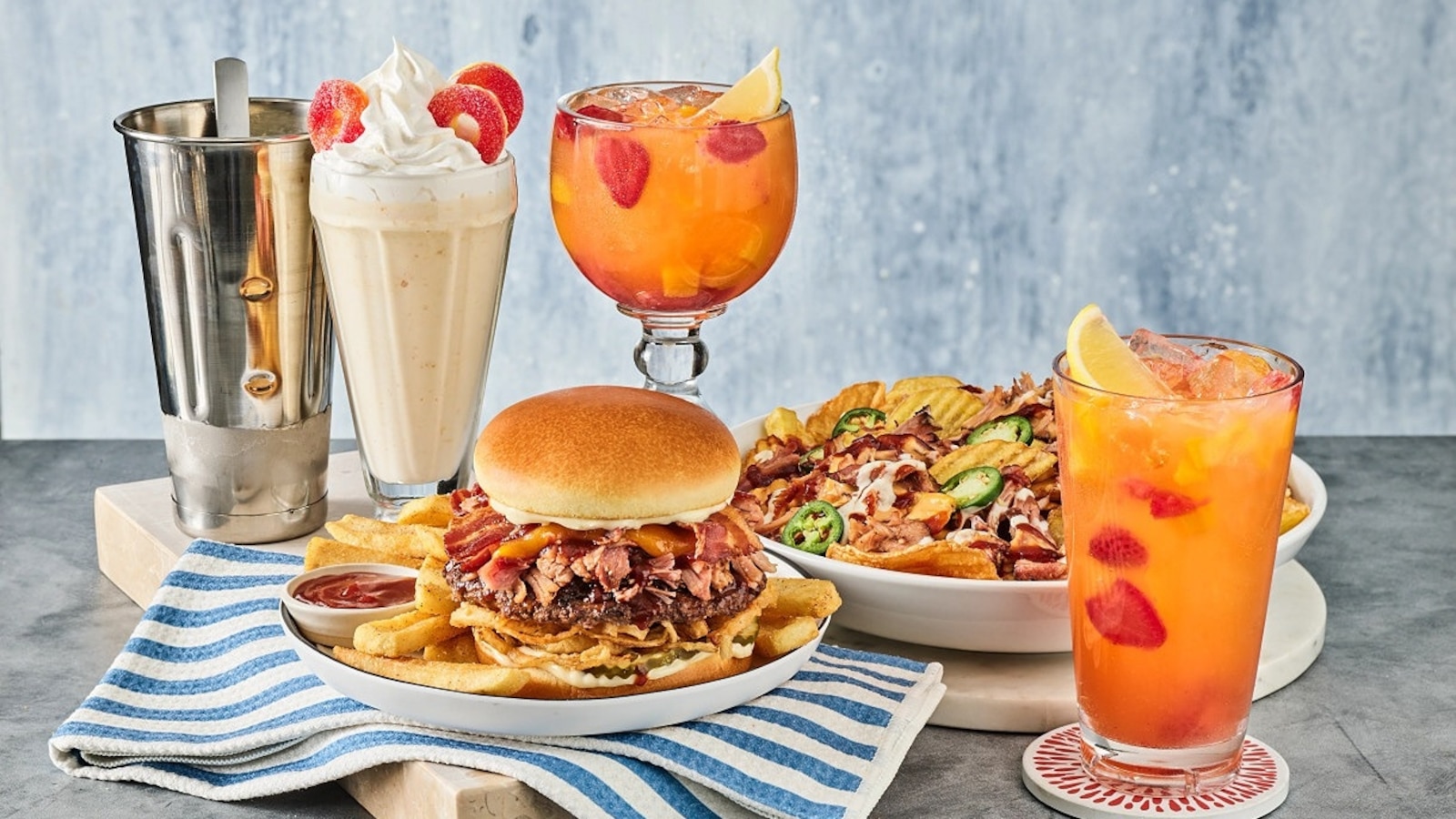Red Robin launches Bottomless Burger Pass for May - ABC News