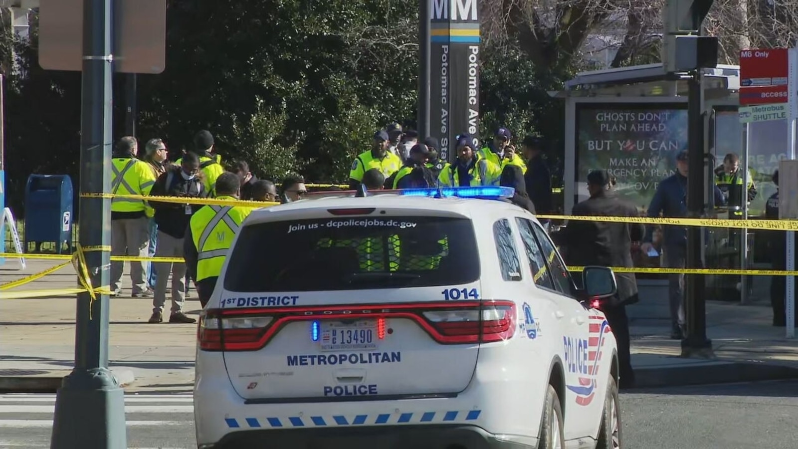 DC subway employee fatally shot as gunman opens fire in multiple ...