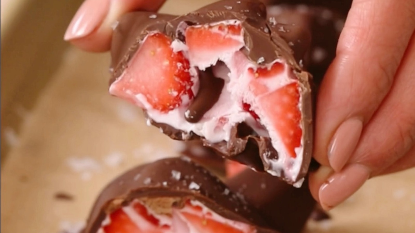 How To Make The Viral Chocolate Covered Strawberry Greek Yogurt Clusters Abc News