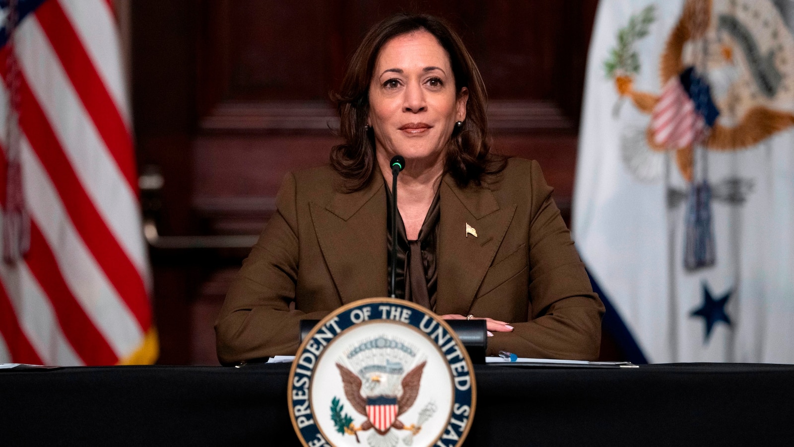 Israel-Gaza updates: Harris to meet with Israeli war Cabinet member on ...