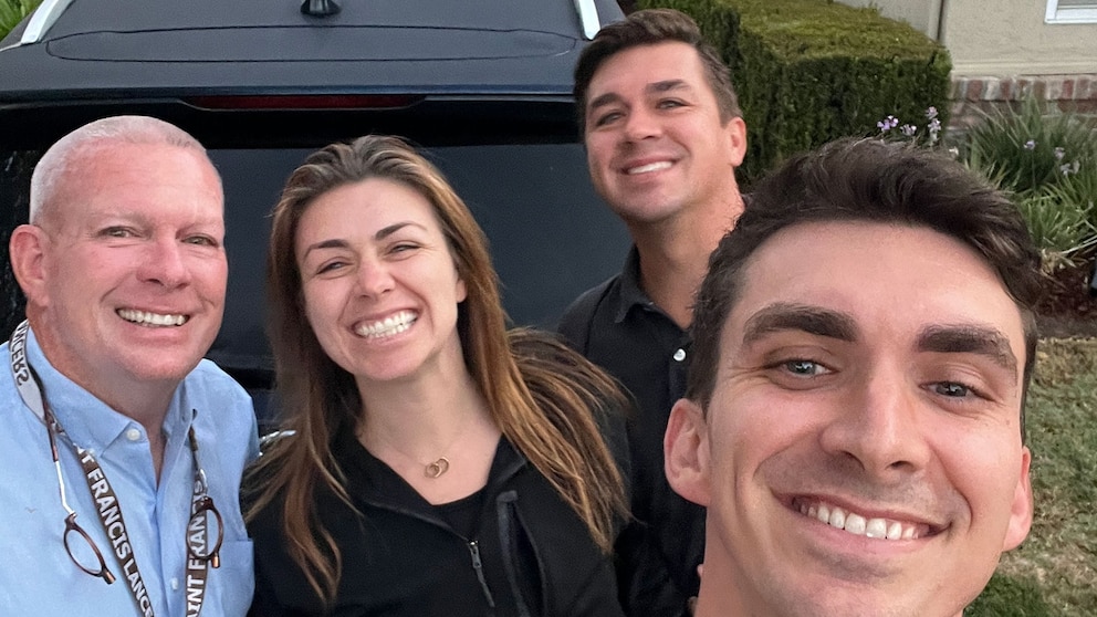 Siblings team up to surprise dad with 1 last carpool before retirement ...